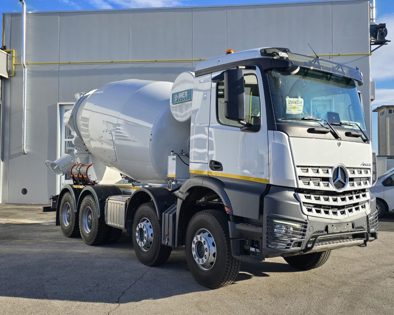 Mercedes Arocs 4148 B: Nuovo, Diesel, 180.000 €, Bianco artico | Carraro