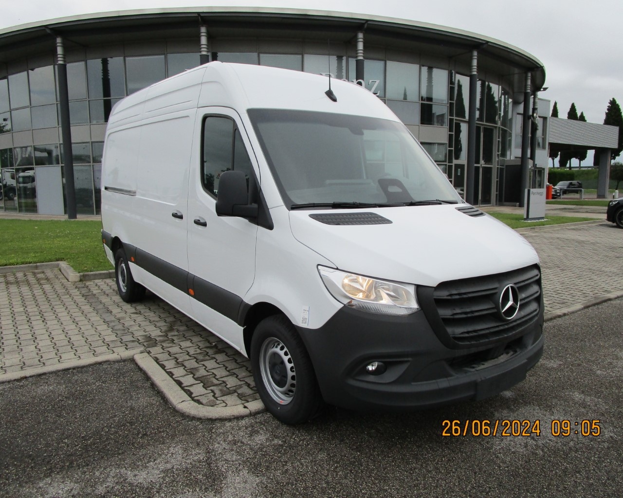 Mercedes Sprinter - Caratteristiche, offerte e prezzi | Carraro