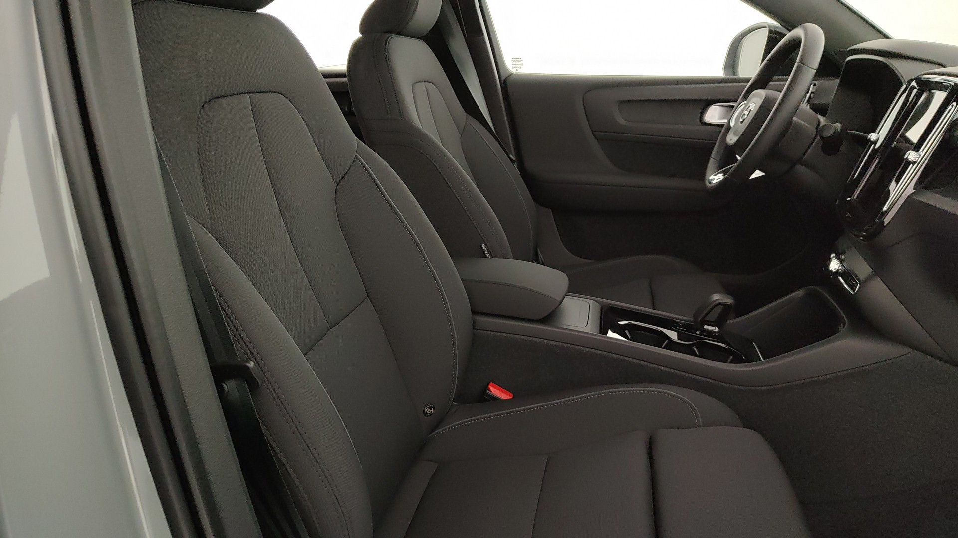 VOLVO EC40 Core Single Motor Extended Range - Gino S.p.A.