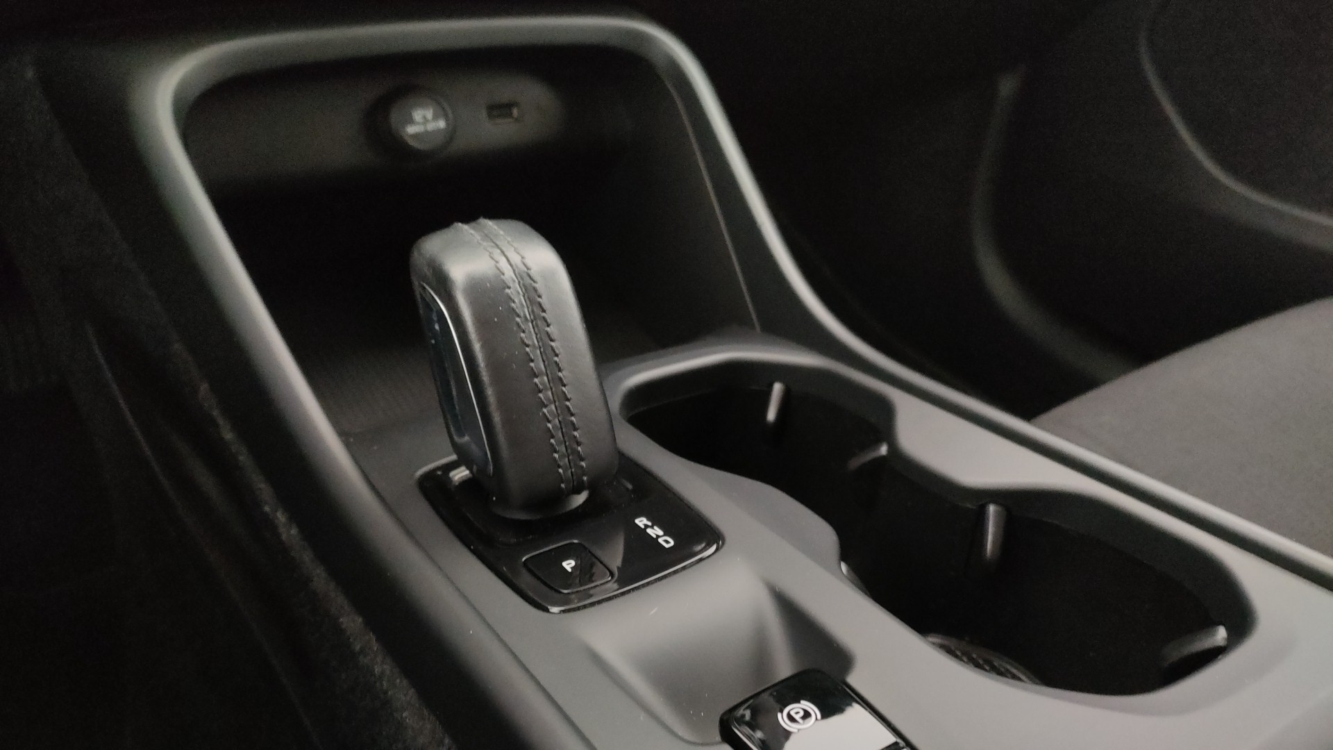 VOLVO XC40 2.0 d4 R-design awd geartronic my20 - Gino S.p.A.